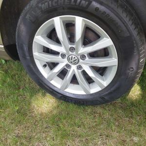Dzeltens Volkswagen Passat 2015 Kauņa, ar dzinēja tilpumu 1.80 L un nobraukumu 260 tūkst. km par 8200 €, foto 15 vietnē AUTOMOTO.COM.LV