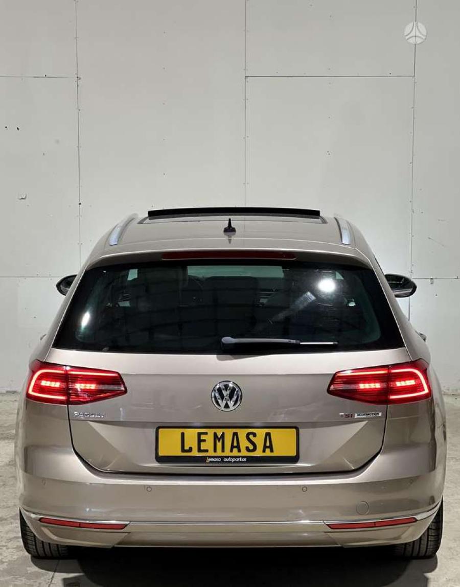 Yellow Volkswagen Passat 2015 in Klaipeda, with an engine capacity of 1.40 L and mileage of 138 thousand km for 12999 €, photo 19 on AUTOMOTO.COM.LV