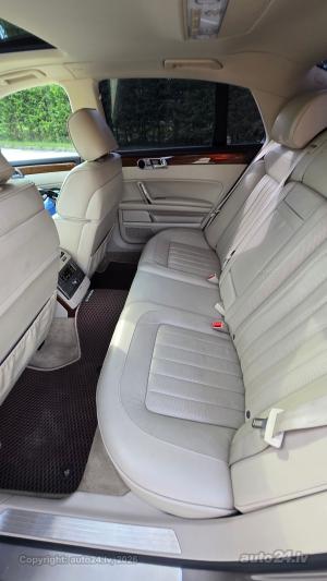 Beige Volkswagen Phaeton 2013 in Tallinn, with an engine capacity of 3.00 L and mileage of 270 thousand km for 9000 €, photo 8 on AUTOMOTO.COM.LV