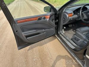 Melns Volkswagen Phaeton 2005 Daugavpils, ar dzinēja tilpumu 3.00 L un nobraukumu 290 tūkst. km par 3500 €, foto 10 vietnē AUTOMOTO.COM.LV