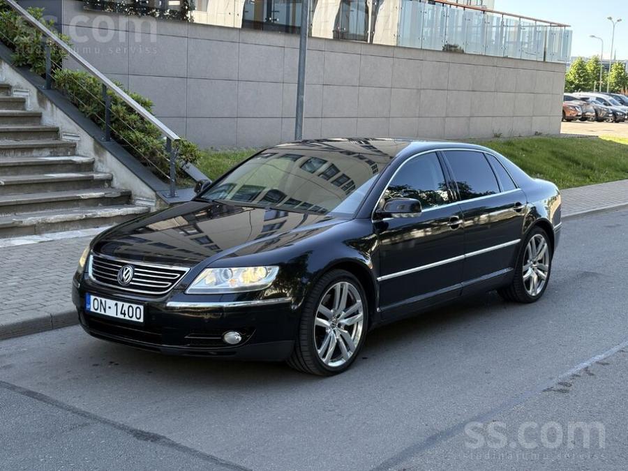 Melns Volkswagen Phaeton 2004 Rīga, ar dzinēja tilpumu 6.00 L un nobraukumu 151 tūkst. km par 12000 €, foto 4 vietnē AUTOMOTO.COM.LV