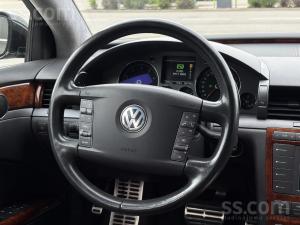 Melns Volkswagen Phaeton 2004 Rīga, ar dzinēja tilpumu 6.00 L un nobraukumu 151 tūkst. km par 12000 €, foto 12 vietnē AUTOMOTO.COM.LV