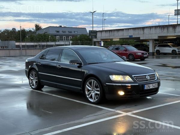 Black Volkswagen Phaeton 2004 in Riga, with an engine capacity of 6.00 L and mileage of 151 thousand km for 12000 €, photo 3 on AUTOMOTO.COM.LV