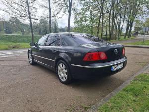 Melns Volkswagen Phaeton 2004 Kretinga, ar dzinēja tilpumu 5.00 L un nobraukumu 319 tūkst. km par 2400 €, foto 5 vietnē AUTOMOTO.COM.LV