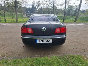 Melns Volkswagen Phaeton 2004 Kretinga, ar dzinēja tilpumu 5.00 L un nobraukumu 319 tūkst. km par 2400 €, foto 6 vietnē AUTOMOTO.COM.LV