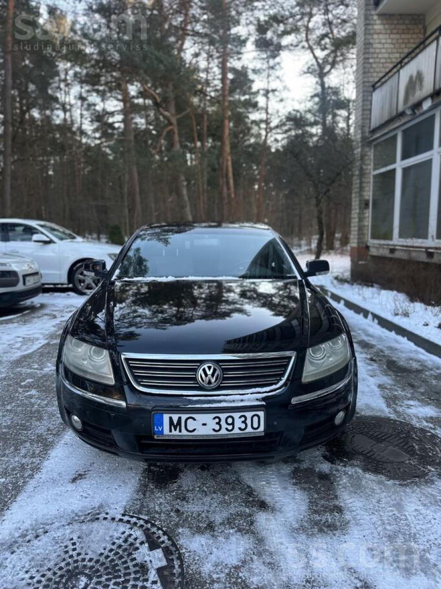 Black Volkswagen Phaeton 2005 in Riga, with an engine capacity of 3.00 L and mileage of 214 thousand km for 4000 €, photo 2 on AUTOMOTO.COM.LV