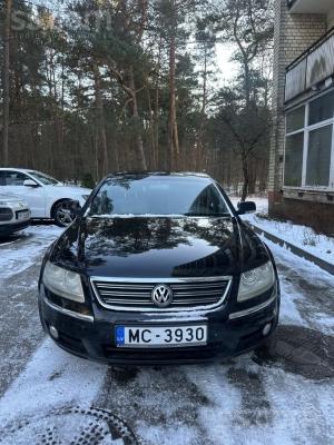 Black Volkswagen Phaeton 2005 in Riga, with an engine capacity of 3.00 L and mileage of 214 thousand km for 4000 €, photo 13 on AUTOMOTO.COM.LV