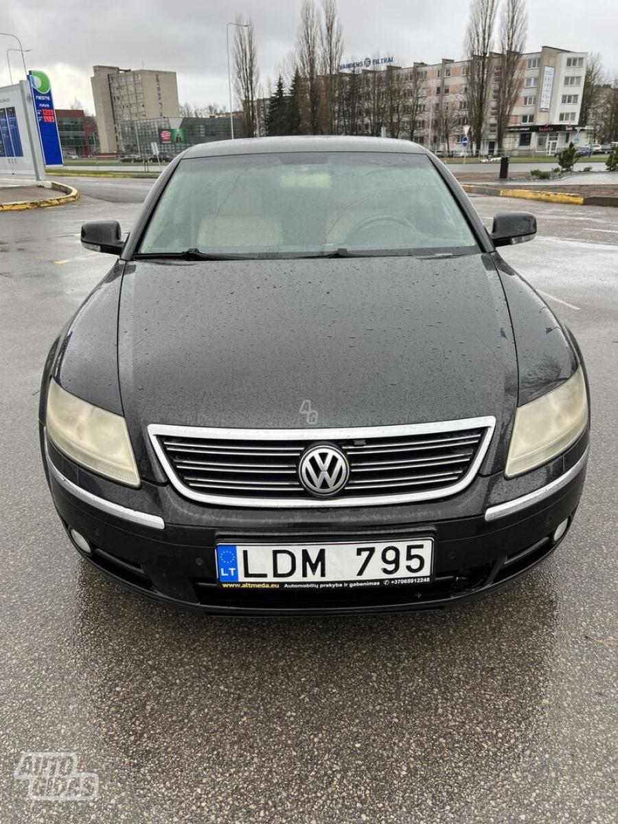 Black Volkswagen Phaeton 2005 in Klaipeda, with an engine capacity of 3.00 L and mileage of 305 thousand km for 2500 €, photo 2 on AUTOMOTO.COM.LV