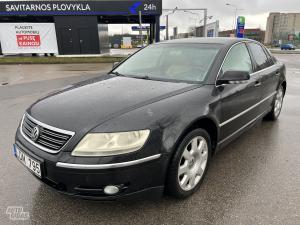 Black Volkswagen Phaeton 2005 in Klaipeda, with an engine capacity of 3.00 L and mileage of 305 thousand km for 2500 €, photo 3 on AUTOMOTO.COM.LV