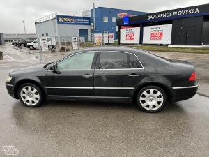 Black Volkswagen Phaeton 2005 in Klaipeda, with an engine capacity of 3.00 L and mileage of 305 thousand km for 2500 €, photo 8 on AUTOMOTO.COM.LV