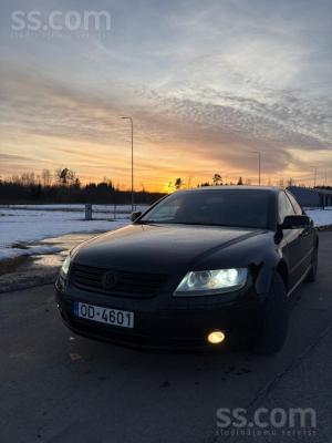 Black Volkswagen Phaeton 2005 in Riga, with an engine capacity of 3.00 L and mileage of 282 thousand km for 2700 €, photo 10 on AUTOMOTO.COM.LV