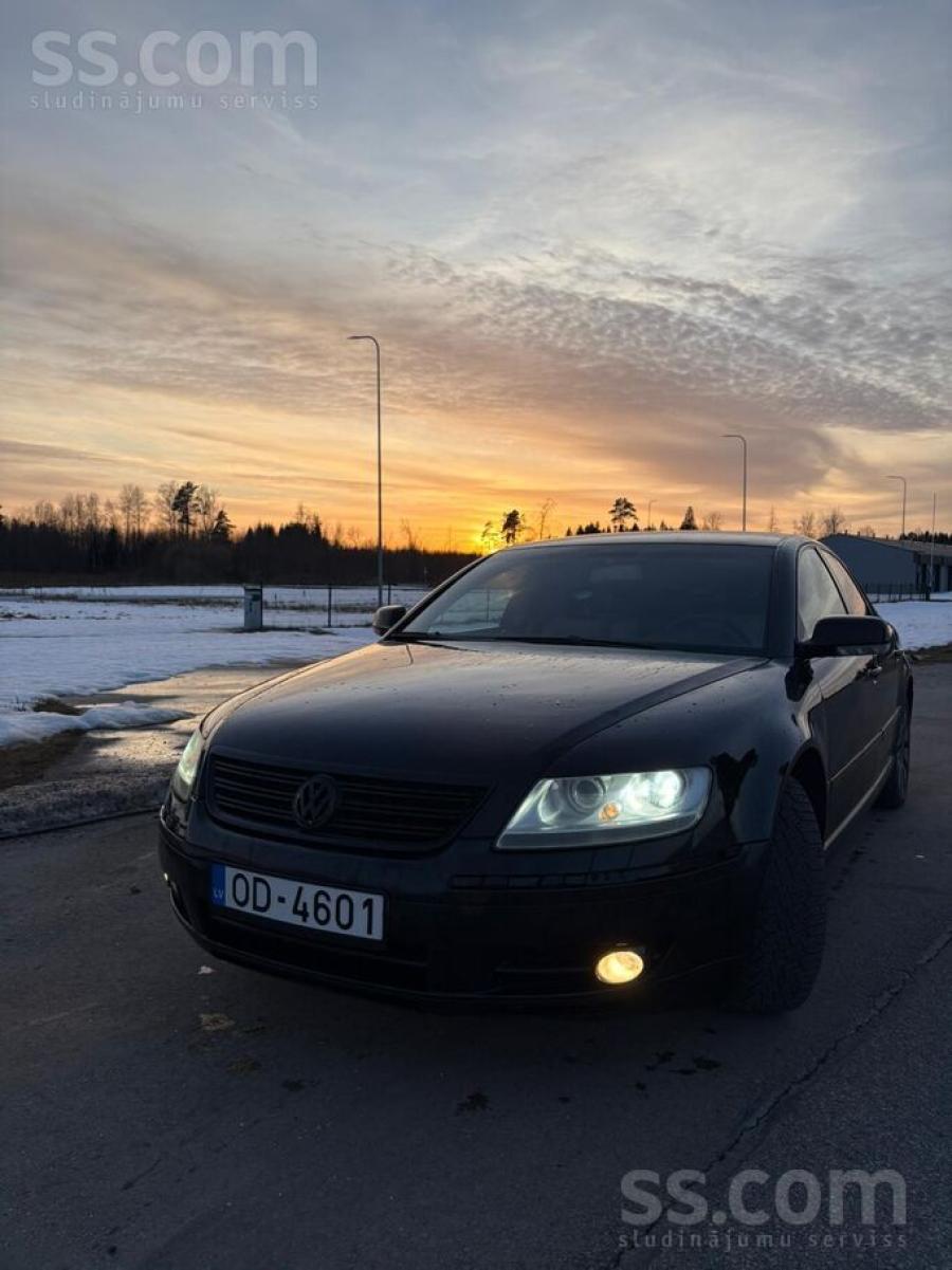Black Volkswagen Phaeton 2005 in Riga, with an engine capacity of 3.00 L and mileage of 282 thousand km for 2700 €, photo 10 on AUTOMOTO.COM.LV
