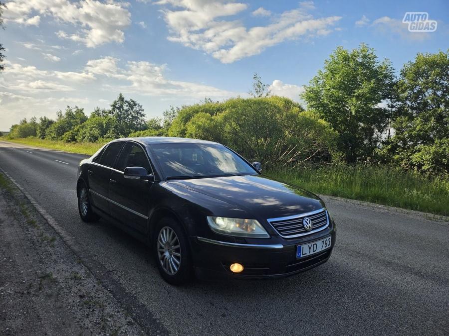Melns Volkswagen Phaeton 2005 Klaipėda, ar dzinēja tilpumu 3.00 L un nobraukumu 307 tūkst. km par 1999 €, foto 1 vietnē AUTOMOTO.COM.LV