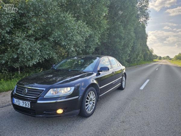 Melns Volkswagen Phaeton 2005 Klaipėda, ar dzinēja tilpumu 3.00 L un nobraukumu 307 tūkst. km par 1999 €, foto 2 vietnē AUTOMOTO.COM.LV