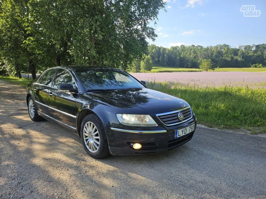 Melns Volkswagen Phaeton 2005 Klaipėda, ar dzinēja tilpumu 3.00 L un nobraukumu 307 tūkst. km par 1999 €, foto 5 vietnē AUTOMOTO.COM.LV