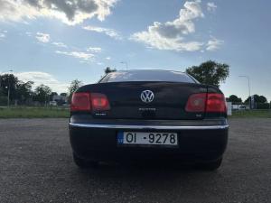 Black Volkswagen Phaeton 2005 in Daugavpils, with an engine capacity of 3.00 L and mileage of 248 thousand km for 3999 €, photo 5 on AUTOMOTO.COM.LV