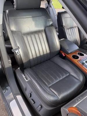 Black Volkswagen Phaeton 2005 in Daugavpils, with an engine capacity of 3.00 L and mileage of 248 thousand km for 3999 €, photo 25 on AUTOMOTO.COM.LV