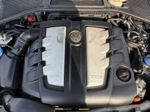 Black Volkswagen Phaeton 2005 in Daugavpils, with an engine capacity of 3.00 L and mileage of 248 thousand km for 3999 €, photo 31 on AUTOMOTO.COM.LV