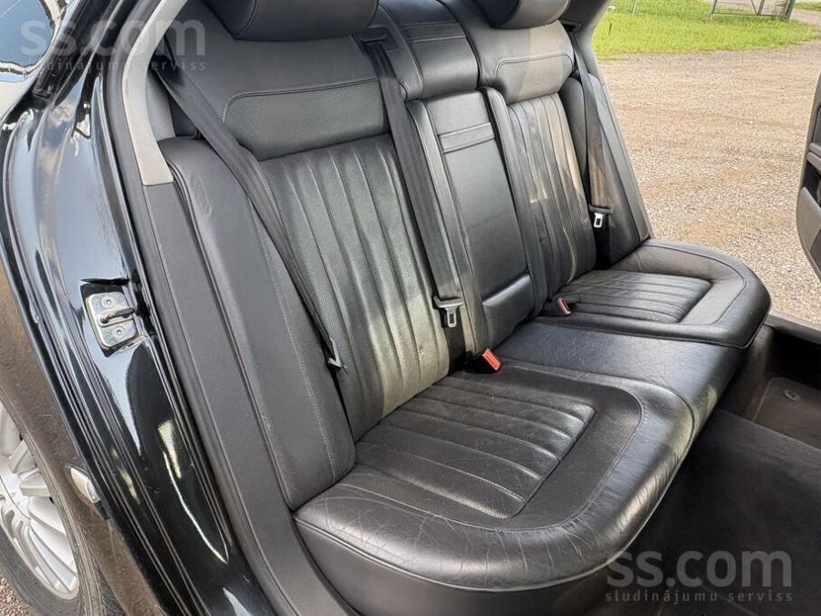 Melns Volkswagen Phaeton 2005 Daugavpils, ar dzinēja tilpumu 3.00 L un nobraukumu 248 tūkst. km par 3999 €, foto 24 vietnē AUTOMOTO.COM.LV