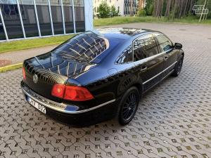 Black Volkswagen Phaeton 2006 in Vilnius, with an engine capacity of 3.00 L and mileage of 187 thousand km for 3000 €, photo 6 on AUTOMOTO.COM.LV