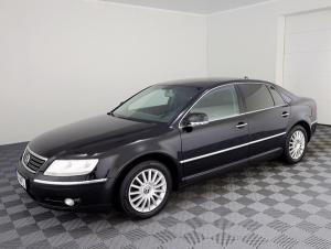 Black Volkswagen Phaeton 2006 in Tallinn, with an engine capacity of 3.20 L and mileage of 255 thousand km for 1899 €, photo 3 on AUTOMOTO.COM.LV