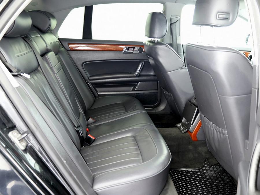 Black Volkswagen Phaeton 2006 in Tallinn, with an engine capacity of 3.20 L and mileage of 255 thousand km for 1899 €, photo 16 on AUTOMOTO.COM.LV