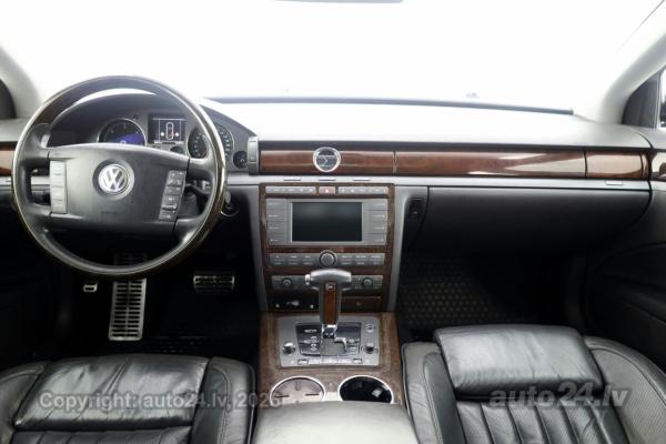 Melns Volkswagen Phaeton 2007 Tallina, ar dzinēja tilpumu 3.00 L un nobraukumu 354 tūkst. km par 2499 €, foto 5 vietnē AUTOMOTO.COM.LV