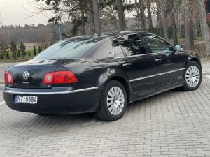 Black Volkswagen Phaeton 2007 in Riga, with an engine capacity of 3.00 L and mileage of 295 thousand km for 4250 €, photo 19 on AUTOMOTO.COM.LV