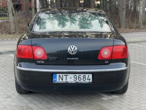 Black Volkswagen Phaeton 2007 in Riga, with an engine capacity of 3.00 L and mileage of 295 thousand km for 4250 €, photo 20 on AUTOMOTO.COM.LV