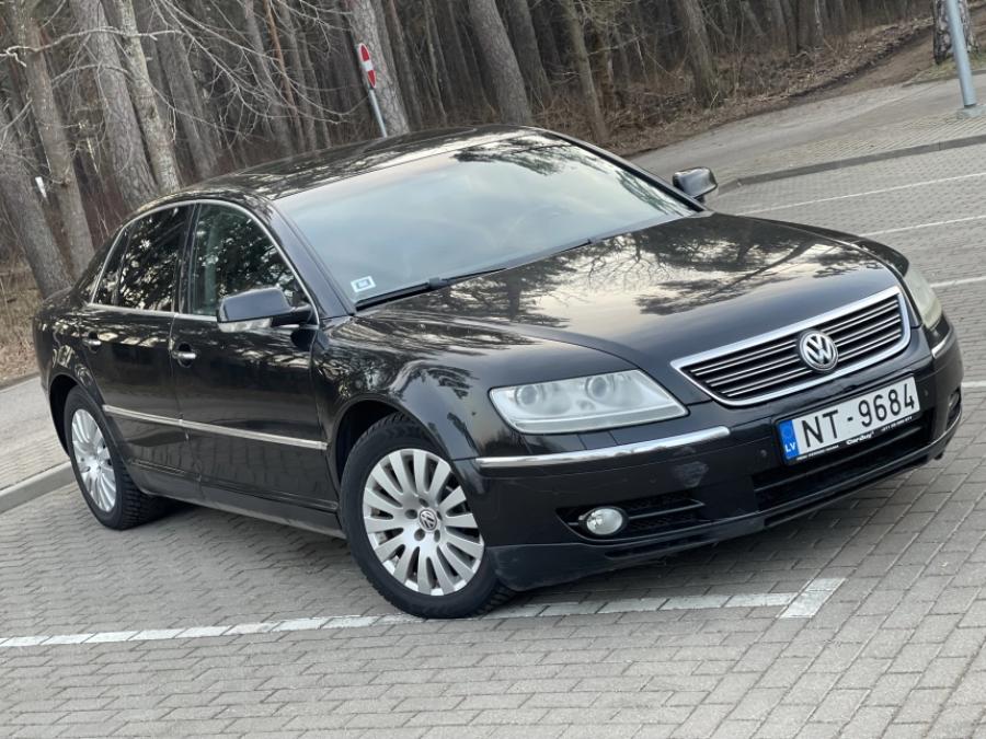 Black Volkswagen Phaeton 2007 in Riga, with an engine capacity of 3.00 L and mileage of 295 thousand km for 4250 €, photo 23 on AUTOMOTO.COM.LV