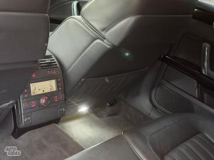 Black Volkswagen Phaeton 2007 in Panevezys, with an engine capacity of 3.00 L and mileage of 335 thousand km for 1500 €, photo 10 on AUTOMOTO.COM.LV
