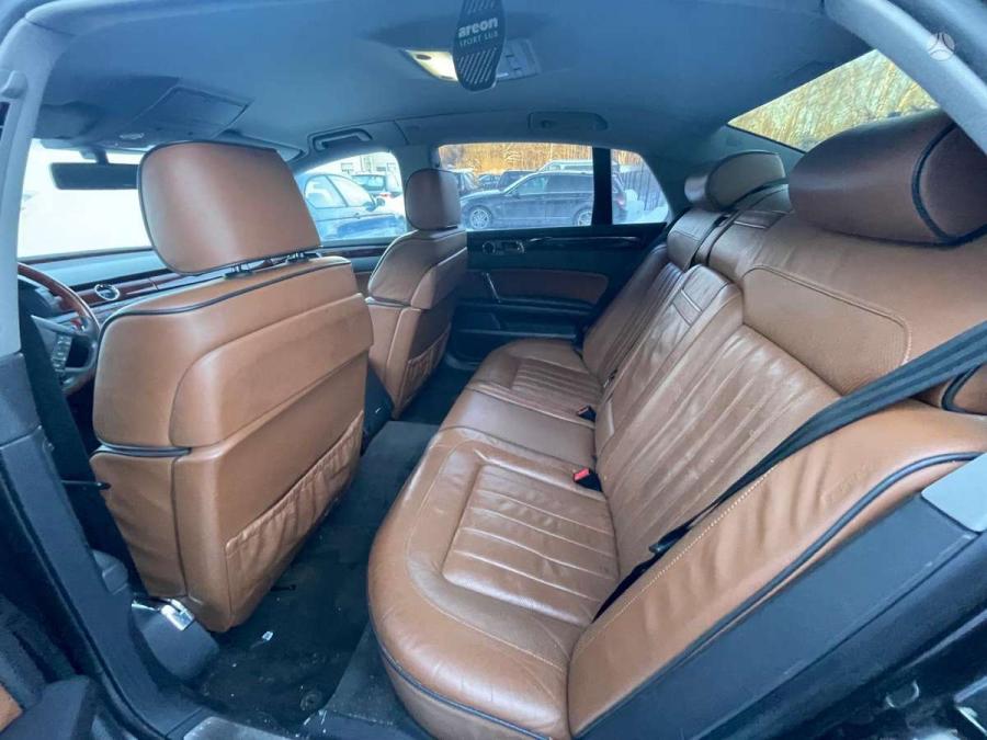 Melns Volkswagen Phaeton 2008 Rīga, ar dzinēja tilpumu 2.97 L un nobraukumu 360 tūkst. km par 1890 €, foto 6 vietnē AUTOMOTO.COM.LV