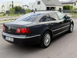 Melns Volkswagen Phaeton 2008 Viļņa, ar dzinēja tilpumu 2.97 L un nobraukumu 305 tūkst. km par 2850 €, foto 6 vietnē AUTOMOTO.COM.LV