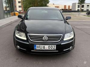 Melns Volkswagen Phaeton 2008 Viļņa, ar dzinēja tilpumu 2.97 L un nobraukumu 305 tūkst. km par 2850 €, foto 8 vietnē AUTOMOTO.COM.LV