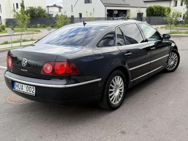 Melns Volkswagen Phaeton 2008 Viļņa, ar dzinēja tilpumu 2.97 L un nobraukumu 305 tūkst. km par 2850 €, foto 9 vietnē AUTOMOTO.COM.LV