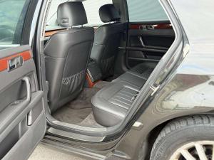 Melns Volkswagen Phaeton 2008 Viļņa, ar dzinēja tilpumu 2.97 L un nobraukumu 305 tūkst. km par 2850 €, foto 18 vietnē AUTOMOTO.COM.LV