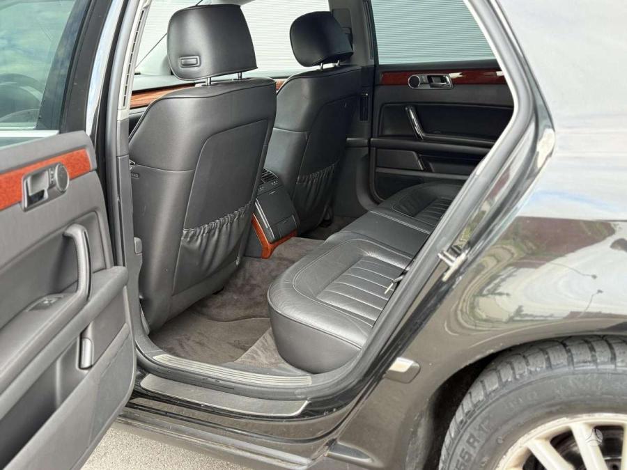 Melns Volkswagen Phaeton 2008 Viļņa, ar dzinēja tilpumu 2.97 L un nobraukumu 305 tūkst. km par 2850 €, foto 18 vietnē AUTOMOTO.COM.LV