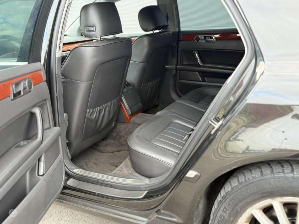 Melns Volkswagen Phaeton 2008 Viļņa, ar dzinēja tilpumu 2.97 L un nobraukumu 305 tūkst. km par 2900 €, foto 7 vietnē AUTOMOTO.COM.LV