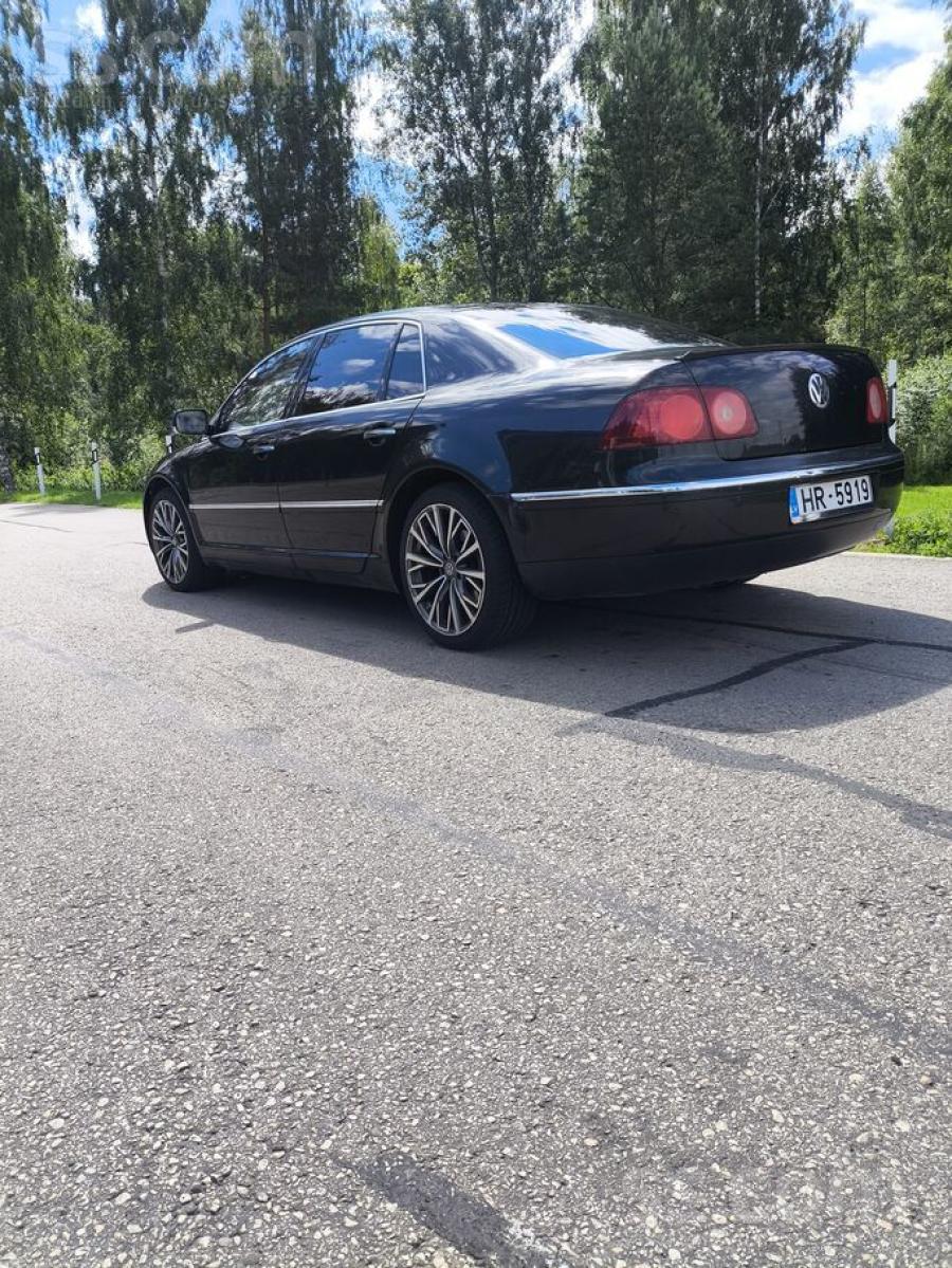 Melns Volkswagen Phaeton 2008 Jelgava, ar dzinēja tilpumu 3.00 L un nobraukumu 418 tūkst. km par 3200 €, foto 12 vietnē AUTOMOTO.COM.LV