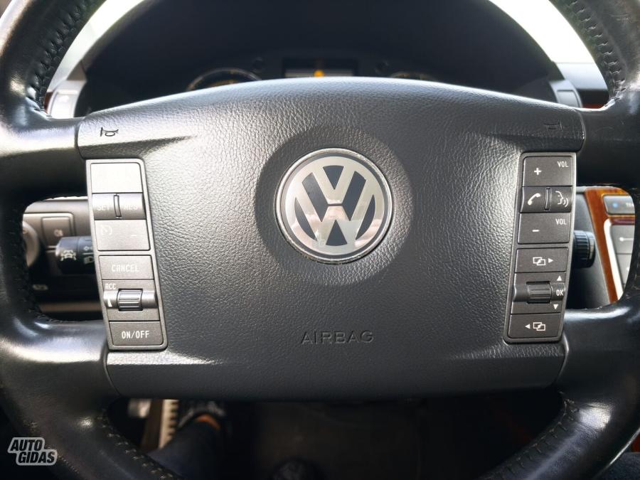 Melns Volkswagen Phaeton 2008 Viļņa, ar dzinēja tilpumu 3.00 L un nobraukumu 250 tūkst. km par 2999 €, foto 13 vietnē AUTOMOTO.COM.LV