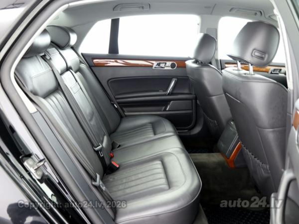 Melns Volkswagen Phaeton 2009 Tallina, ar dzinēja tilpumu 3.00 L un nobraukumu 267 tūkst. km par 3699 €, foto 7 vietnē AUTOMOTO.COM.LV