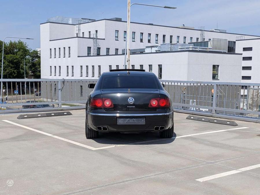 Melns Volkswagen Phaeton 2009 Viļņa, ar dzinēja tilpumu 4.17 L un nobraukumu 382 tūkst. km par 8000 €, foto 7 vietnē AUTOMOTO.COM.LV
