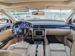 Melns Volkswagen Phaeton 2009 Viļņa, ar dzinēja tilpumu 4.17 L un nobraukumu 382 tūkst. km par 8000 €, foto 19 vietnē AUTOMOTO.COM.LV