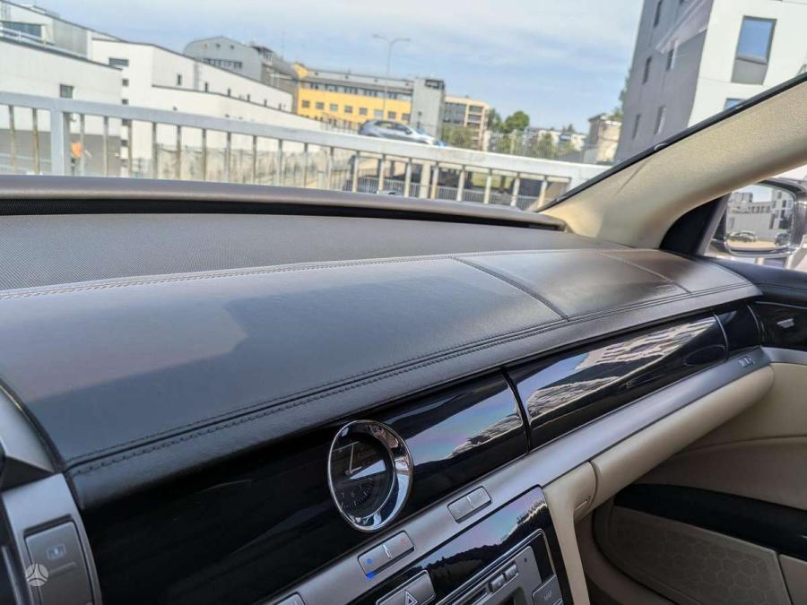 Melns Volkswagen Phaeton 2009 Viļņa, ar dzinēja tilpumu 4.17 L un nobraukumu 382 tūkst. km par 8000 €, foto 20 vietnē AUTOMOTO.COM.LV