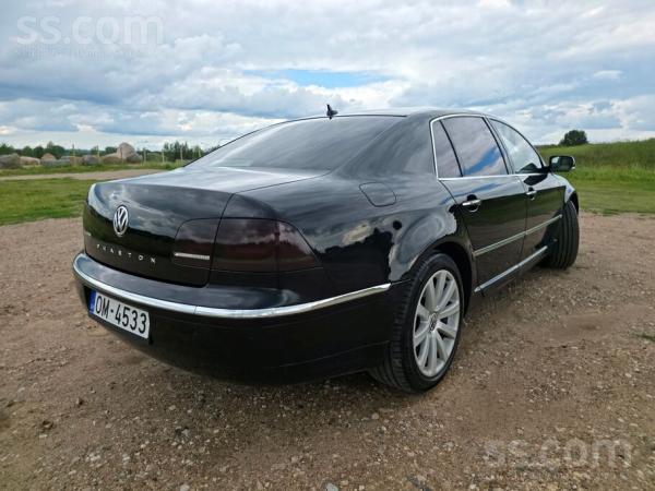 Black Volkswagen Phaeton 2010 in Daugavpils, with an engine capacity of 3.00 L and mileage of 343 thousand km for 7300 €, photo 2 on AUTOMOTO.COM.LV