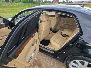 Black Volkswagen Phaeton 2010 in Daugavpils, with an engine capacity of 3.00 L and mileage of 343 thousand km for 7300 €, photo 8 on AUTOMOTO.COM.LV