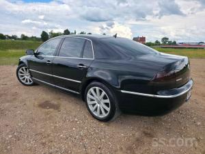 Black Volkswagen Phaeton 2010 in Daugavpils, with an engine capacity of 3.00 L and mileage of 343 thousand km for 7300 €, photo 25 on AUTOMOTO.COM.LV