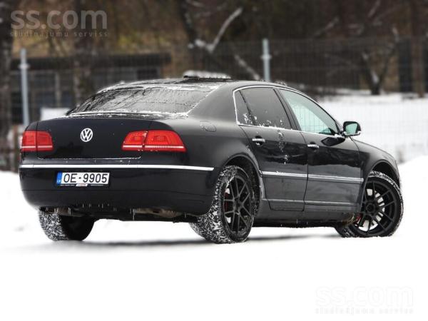 Melns Volkswagen Phaeton 2011 Rīga, ar dzinēja tilpumu 3.00 L un nobraukumu 357 tūkst. km par 6990 €, foto 7 vietnē AUTOMOTO.COM.LV