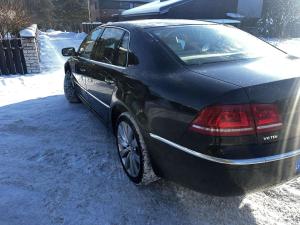 Black Volkswagen Phaeton 2012 in Vilnius, with an engine capacity of 3.00 L and mileage of 207 thousand km for 7800 €, photo 2 on AUTOMOTO.COM.LV