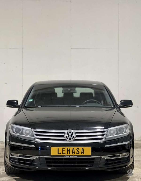 Melns Volkswagen Phaeton 2012 Klaipėda, ar dzinēja tilpumu 2.97 L un nobraukumu 290 tūkst. km par 6999 €, foto 9 vietnē AUTOMOTO.COM.LV